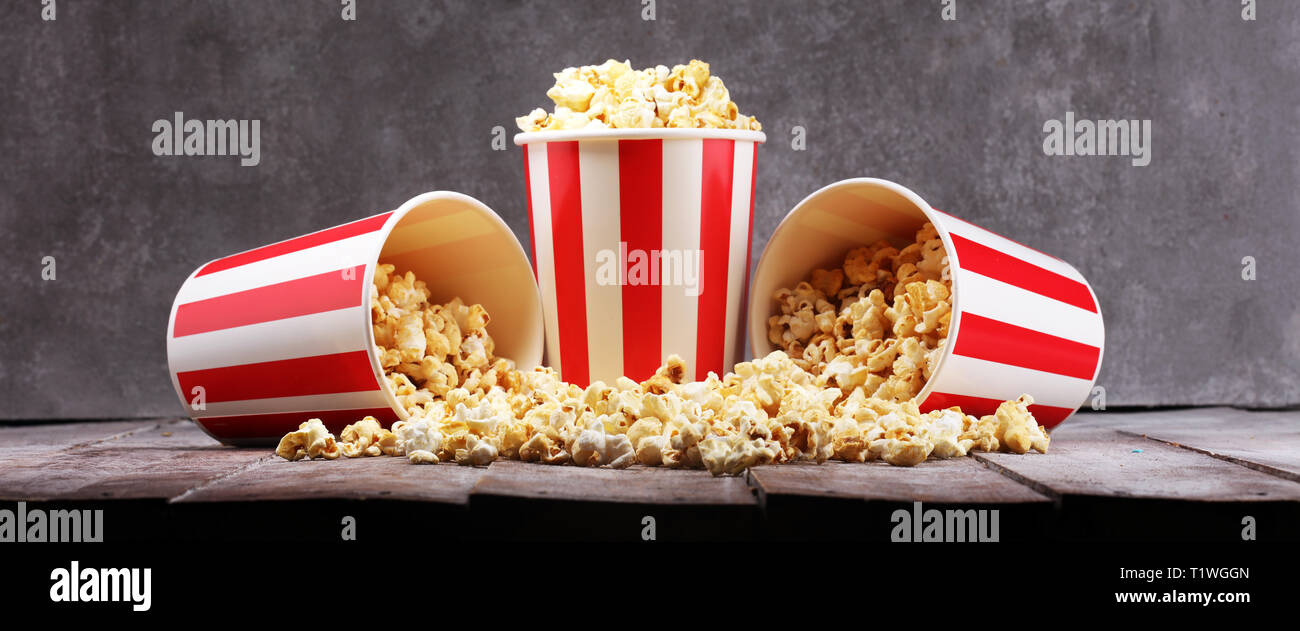 Cinema concept with popcorn. sweet popcorn in box Stock Photo - Alamy