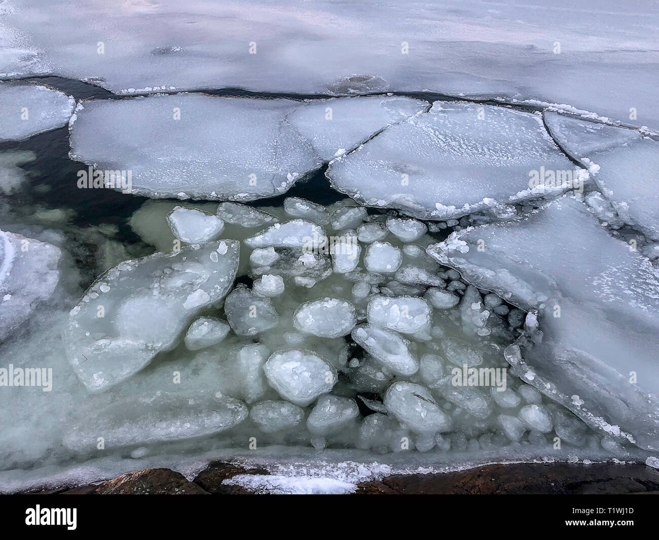 Floating ice rafts hi-res stock photography and images - Alamy