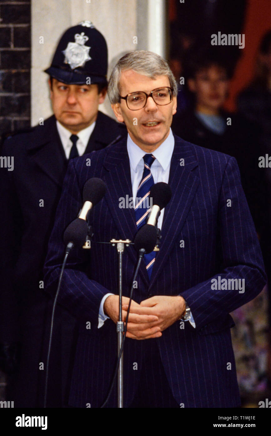 John major 1990 hi-res stock photography and images - Alamy
