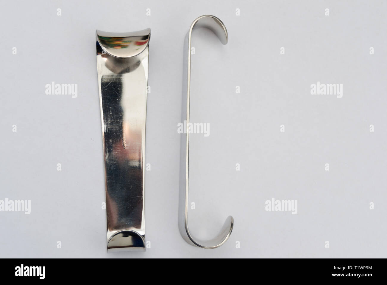 surgical retractor, KILNER CHEEK RETRACTOR DOUBLE ENDED Stock Photo - Alamy