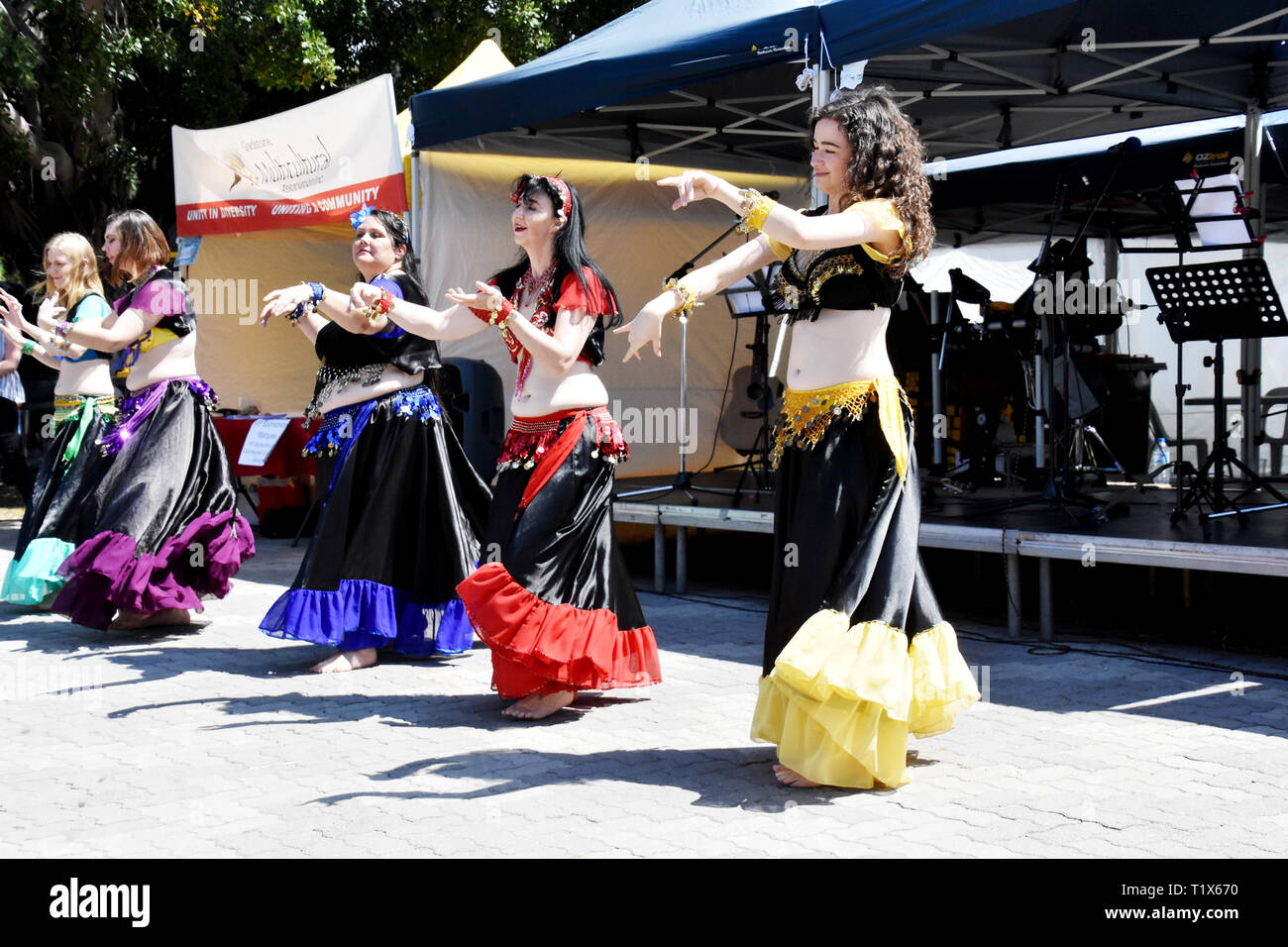 Belly dancer hi-res stock photography and images - Alamy
