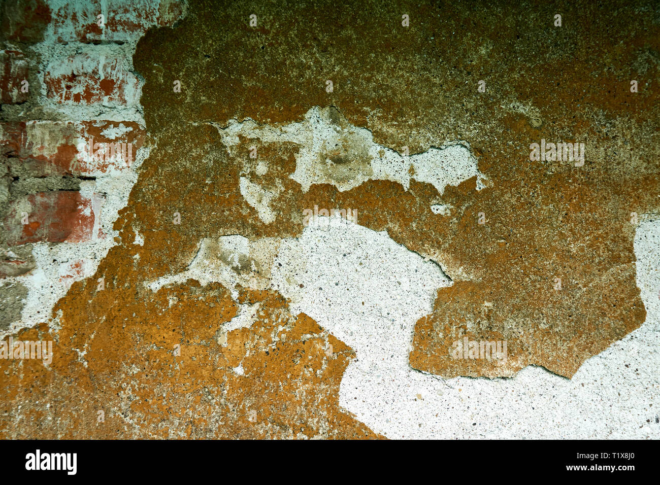 cracked color on a wall outside Stock Photo - Alamy