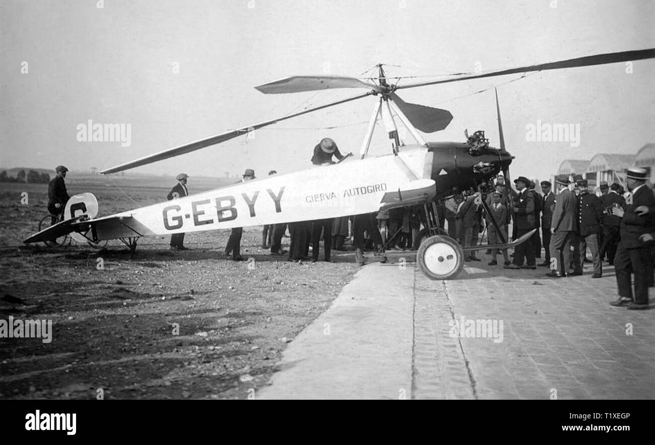 Cierva autogyro hi-res stock photography and images - Alamy