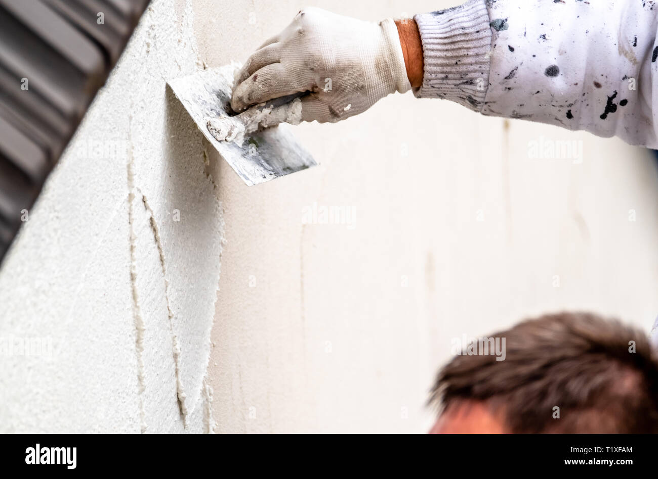 Smoothing cement hi-res stock photography and images - Alamy