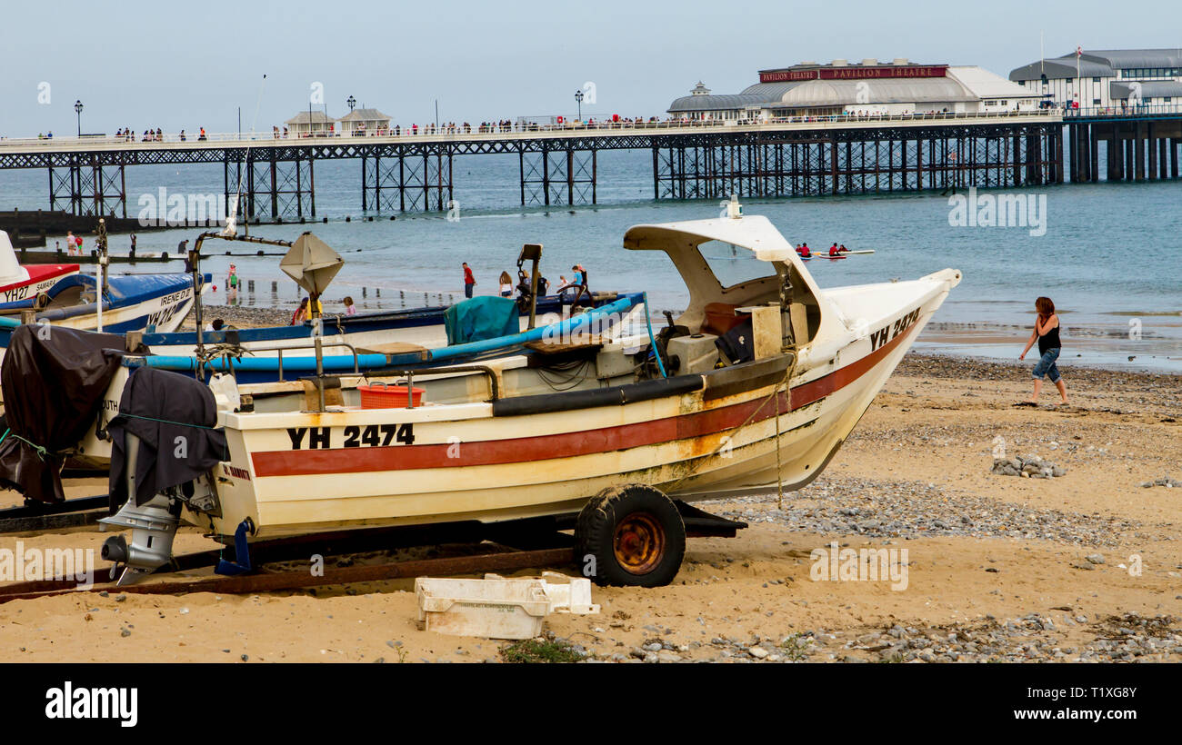 Cromer crab fisherman hi-res stock photography and images - Alamy