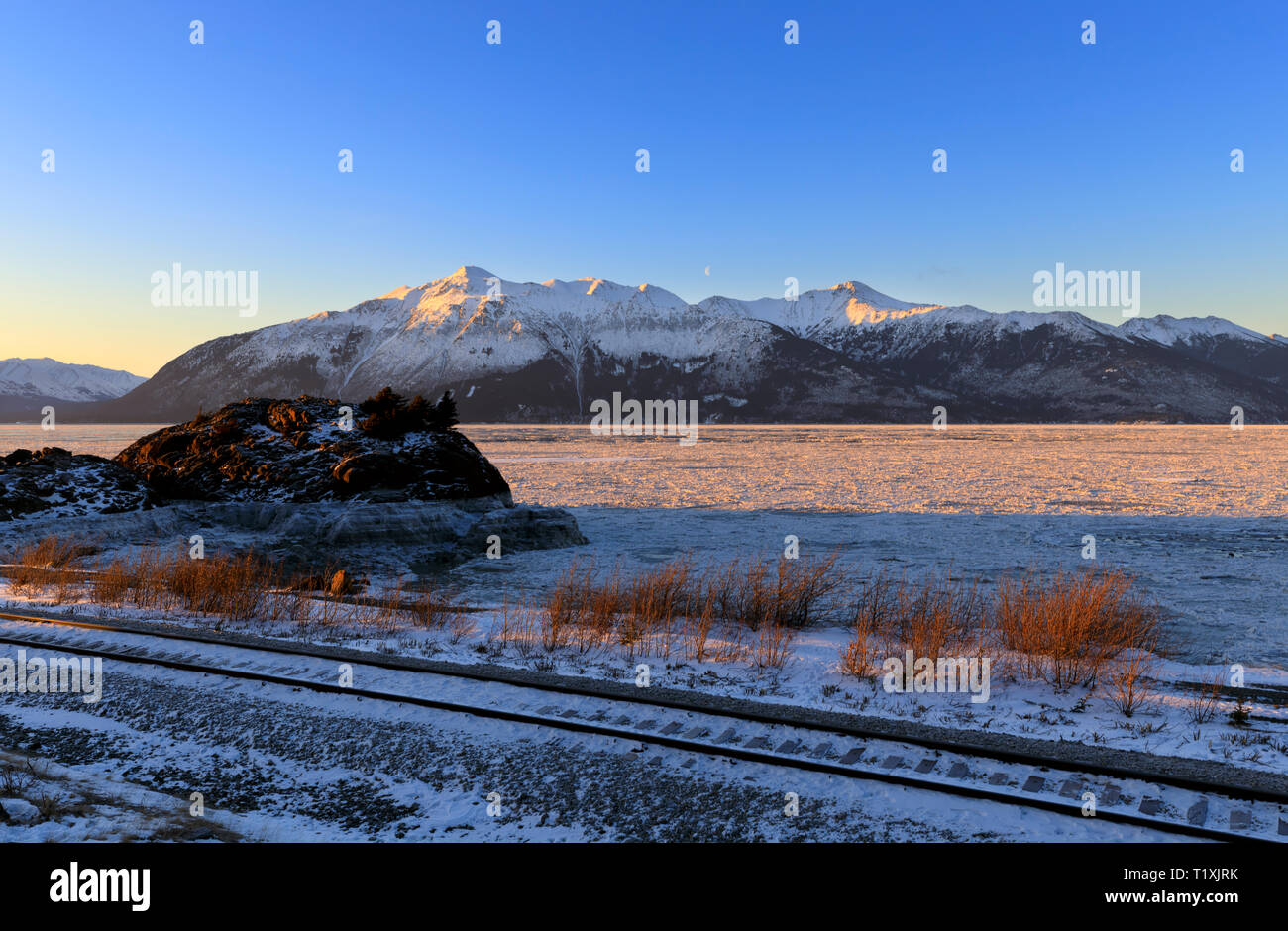Turnagain arm highway hi-res stock photography and images - Alamy
