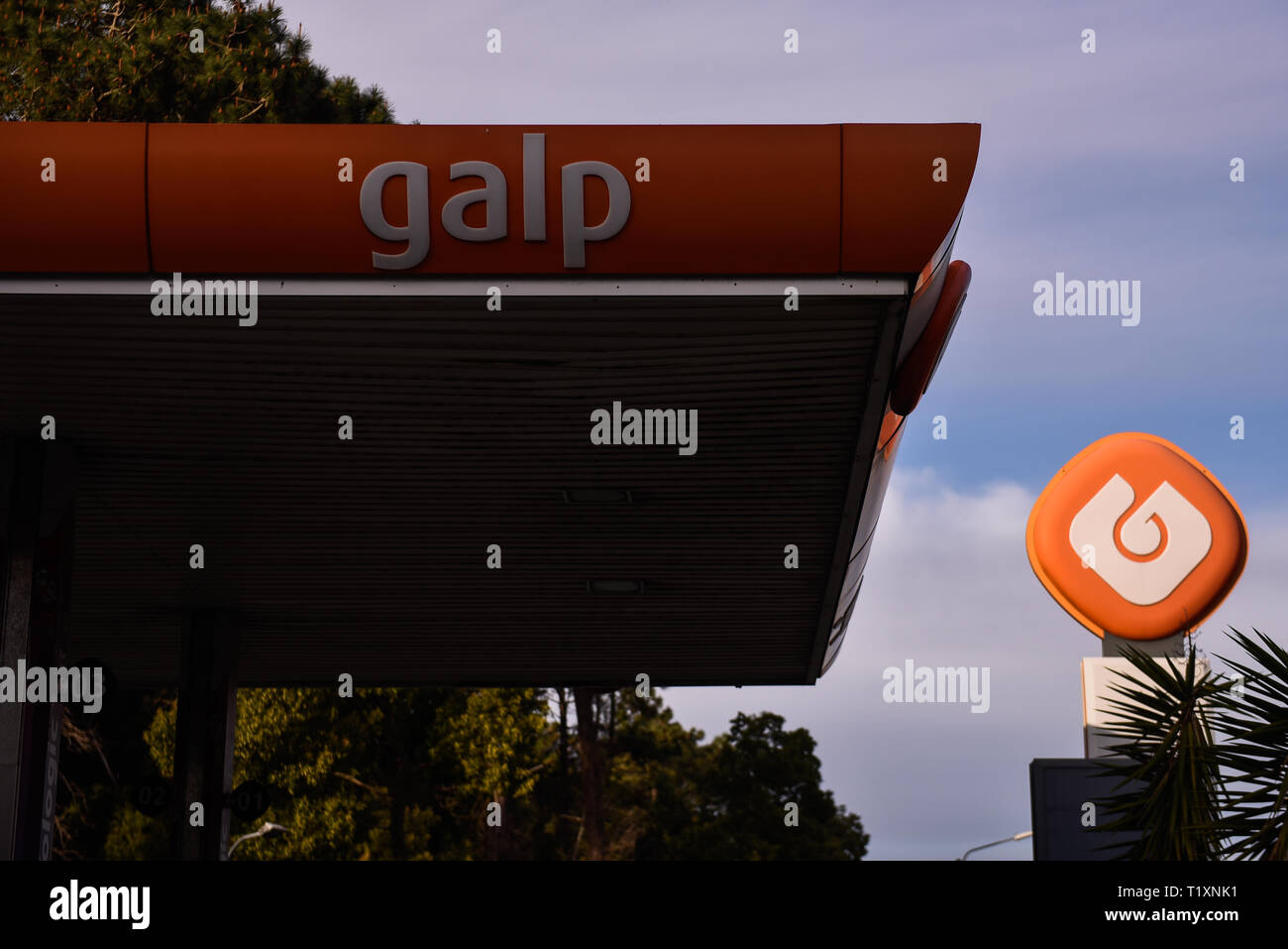 Galp logo hi-res stock photography and images - Alamy
