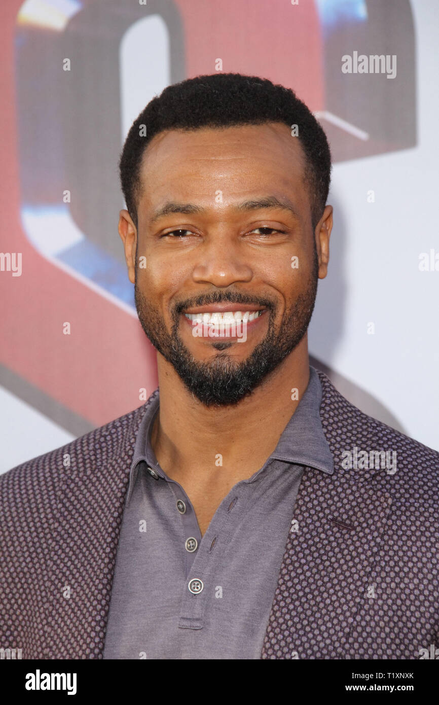 Isaiah mustafa hi-res stock photography and images - Alamy