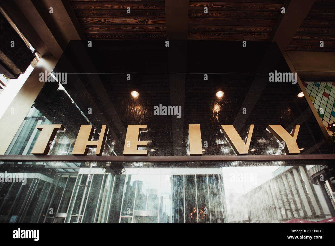 The ivy spinningfields hi-res stock photography and images - Alamy