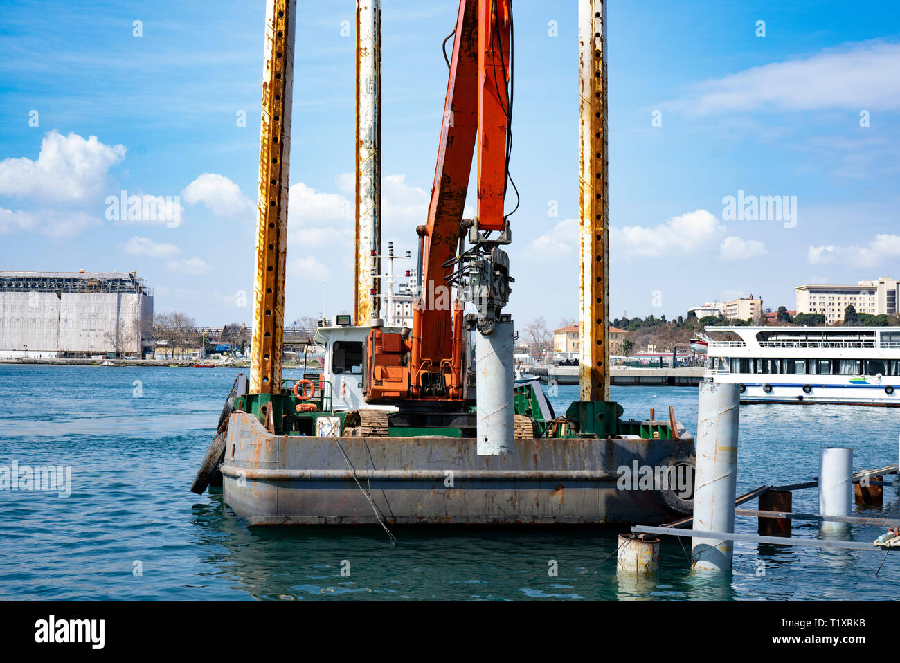 Offshore jetty hi-res stock photography and images - Alamy