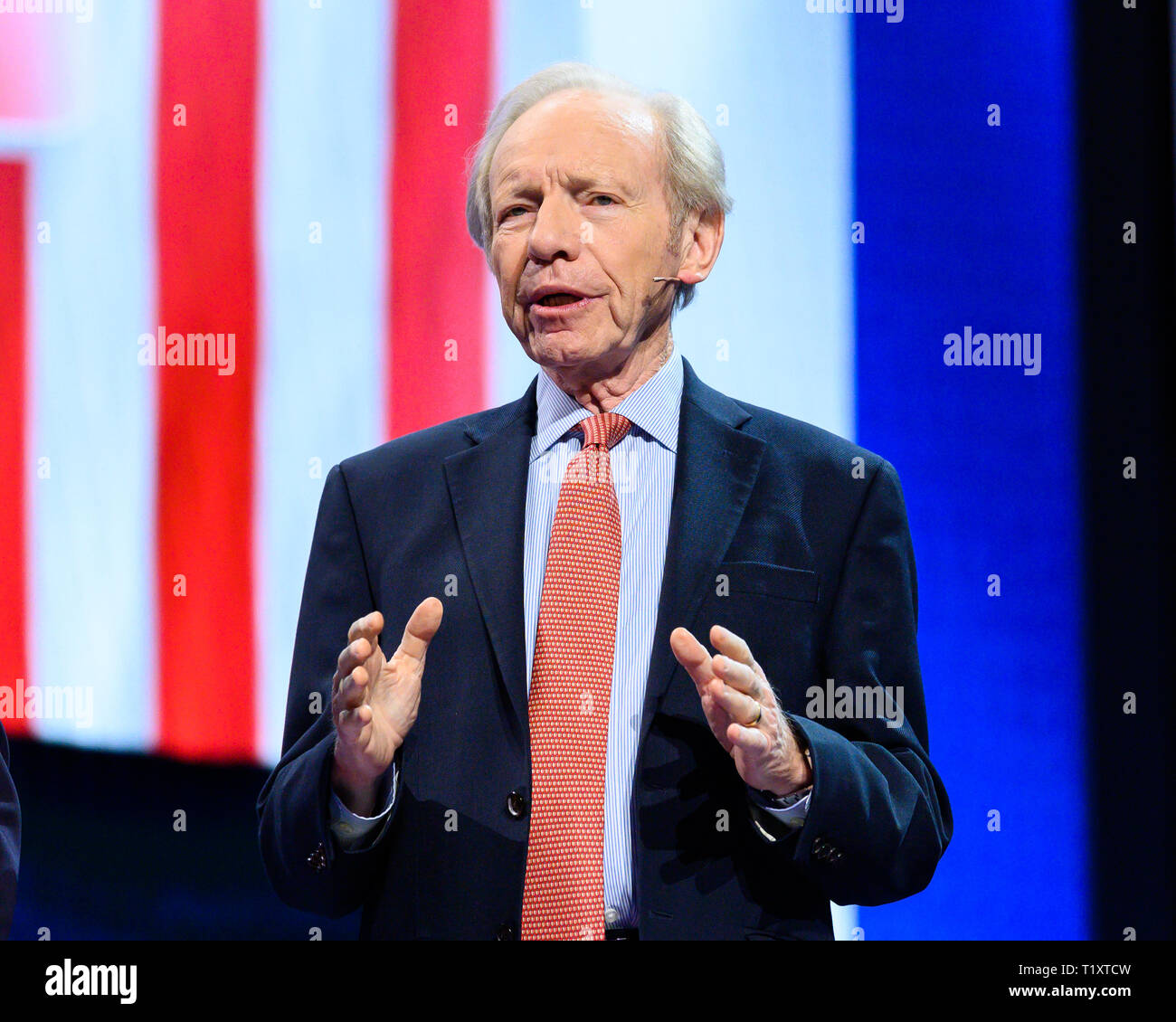Joe lieberman hi-res stock photography and images - Alamy