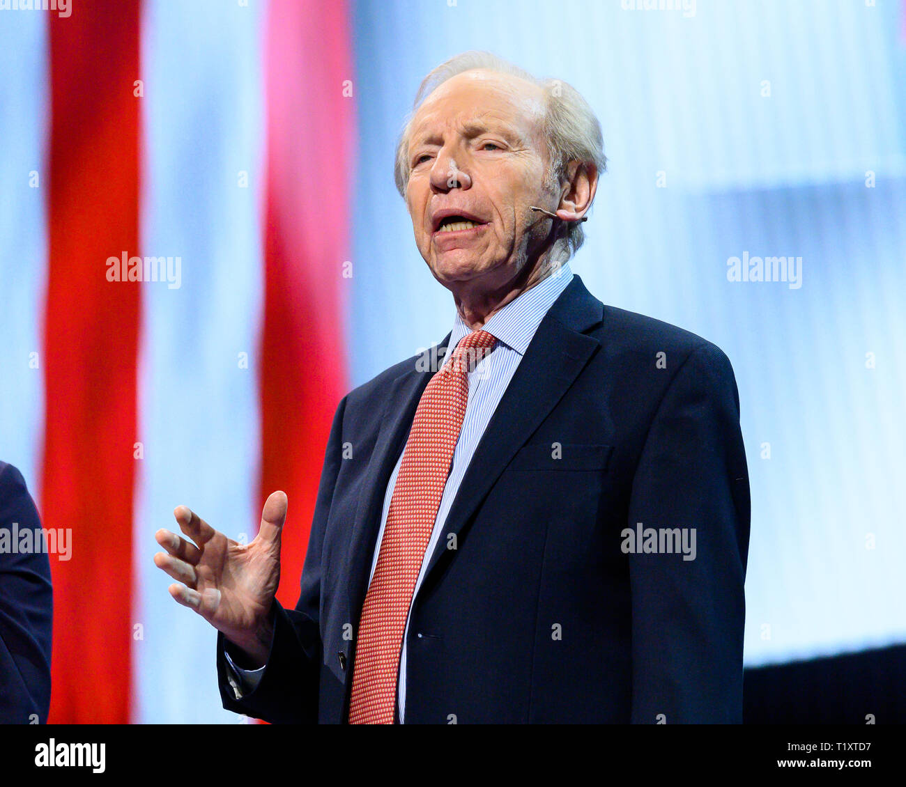 Joe lieberman hi-res stock photography and images - Alamy