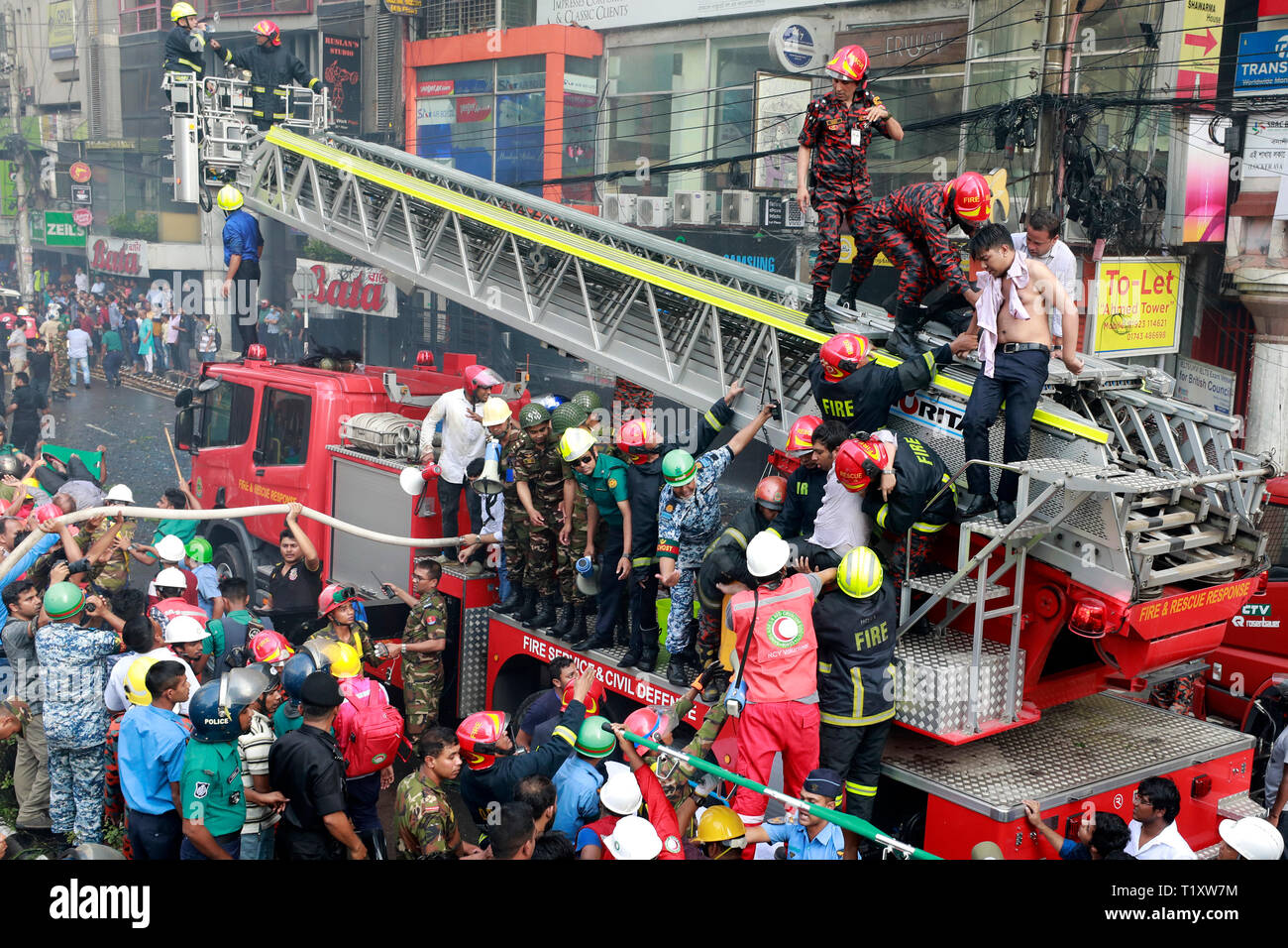 Fr tower fire dhaka hi-res stock photography and images - Alamy