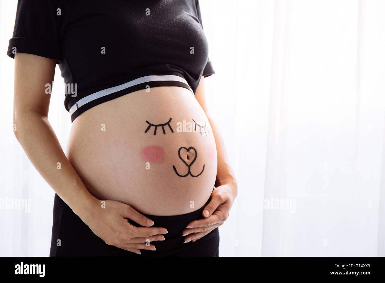 Drawing On Abdomen Pregnant Baby High Resolution Stock Photography and ...