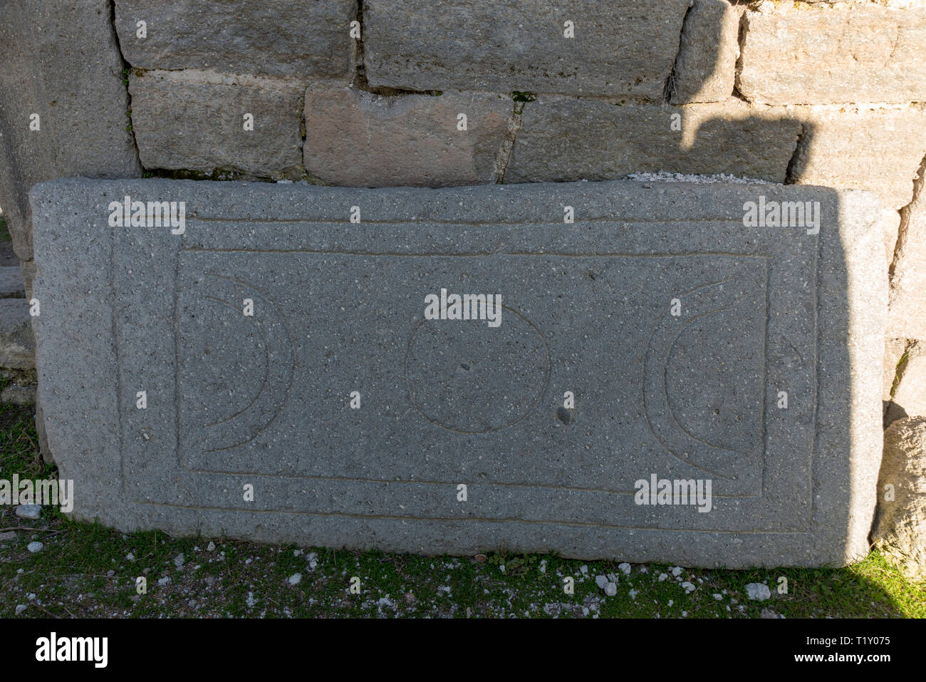 Ancient Degle is a village in the central province of Karaman.Karadağ ...