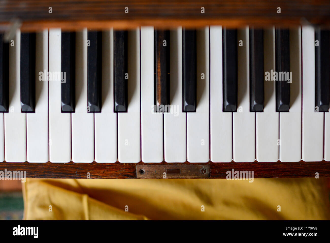 Piano keyboard of a classic wooden piano Stock Photo - Alamy