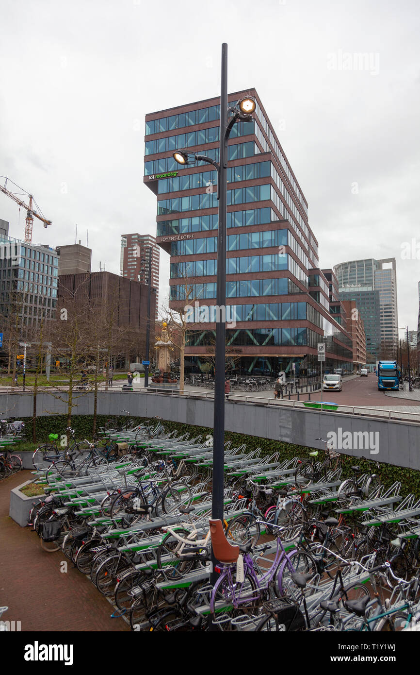 Bicycle parking rotterdam hi-res stock photography and images - Alamy