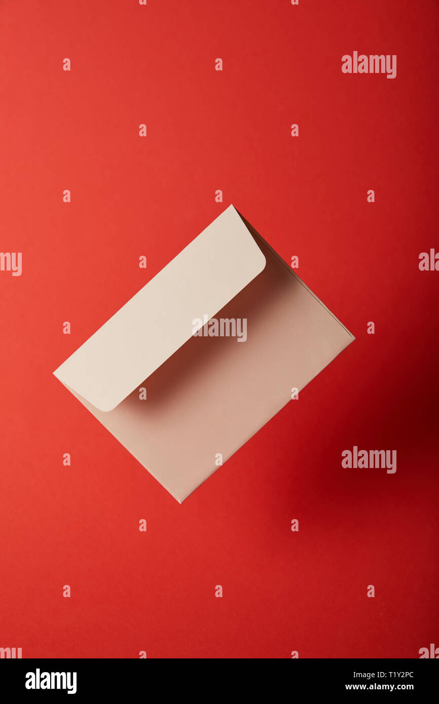 Beige blank empty envelope hi-res stock photography and images - Alamy