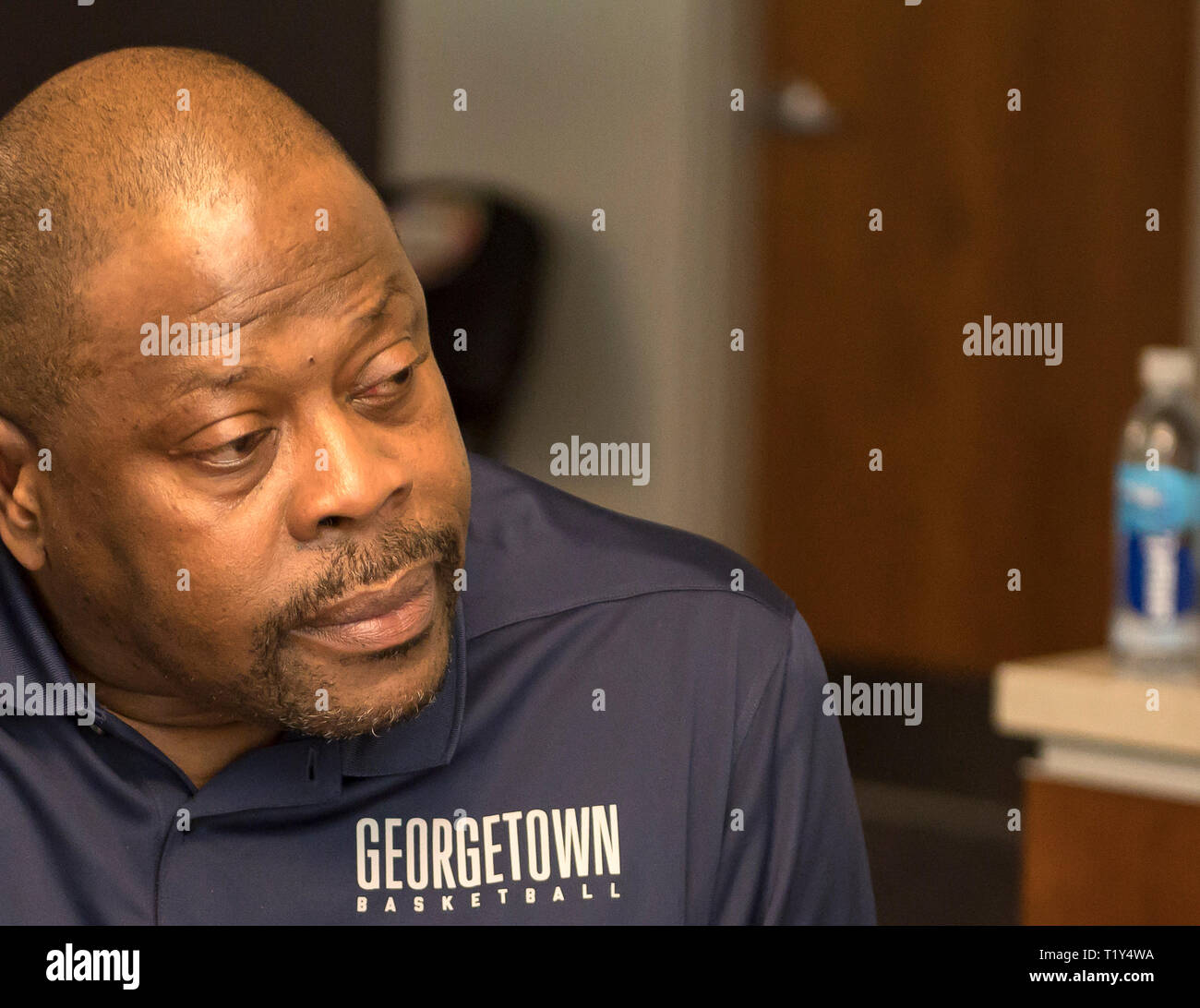Patrick ewing georgetown hi-res stock photography and images - Alamy