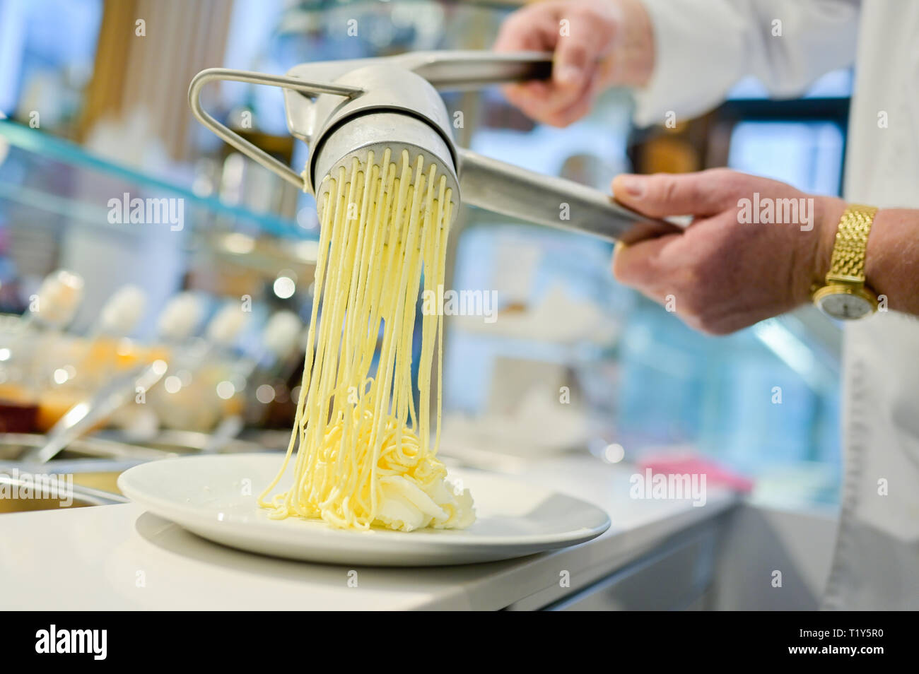 Mannheim, Germany. 05th Mar, 2019. Dario Fontanella, owner of the ...