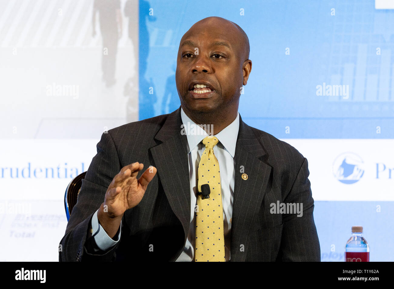 Tim scott senator hi-res stock photography and images - Alamy