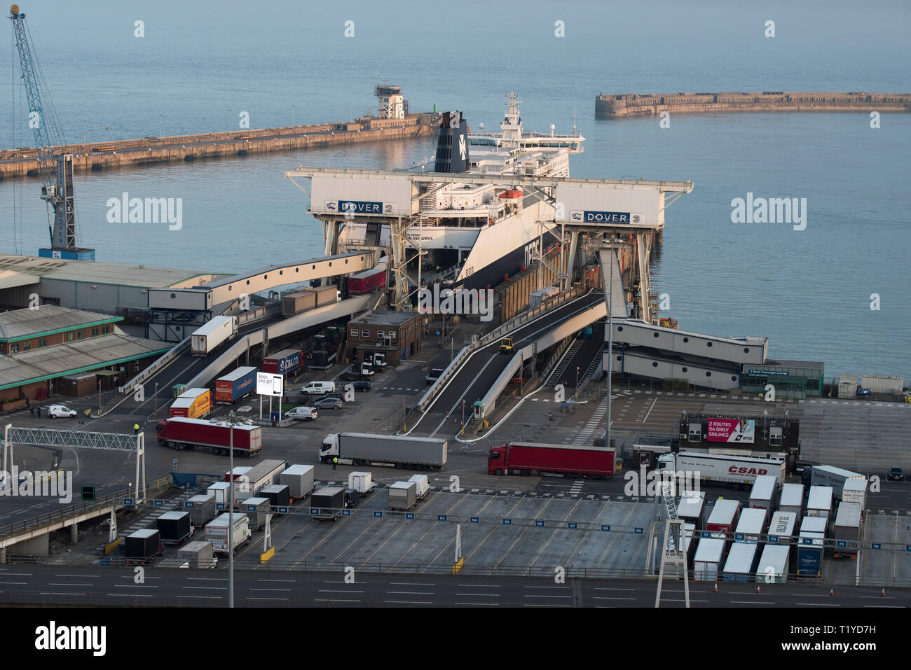 Dover Port, Dover Kent, UK. 28th Mar 2019. Dover Port showing lorries ...