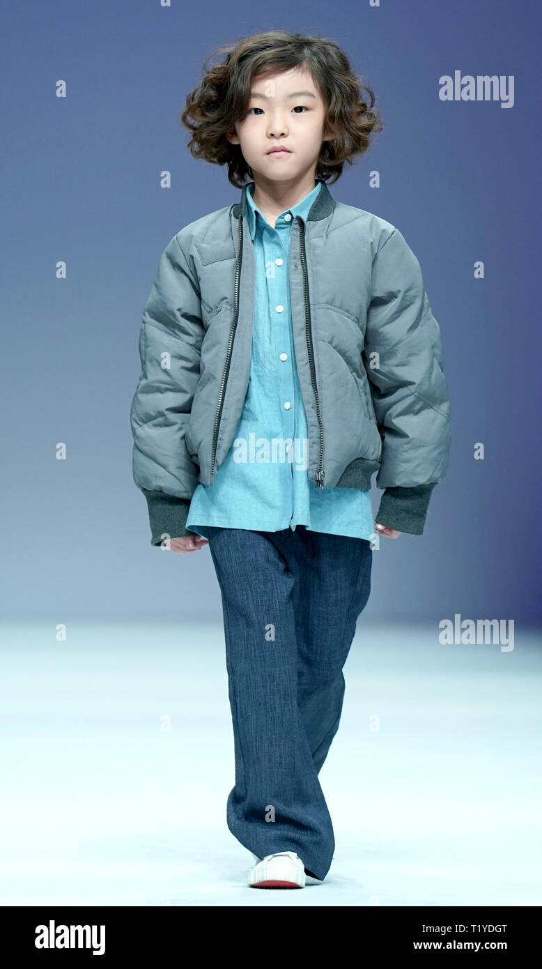 Liu feng hi-res stock photography and images - Alamy