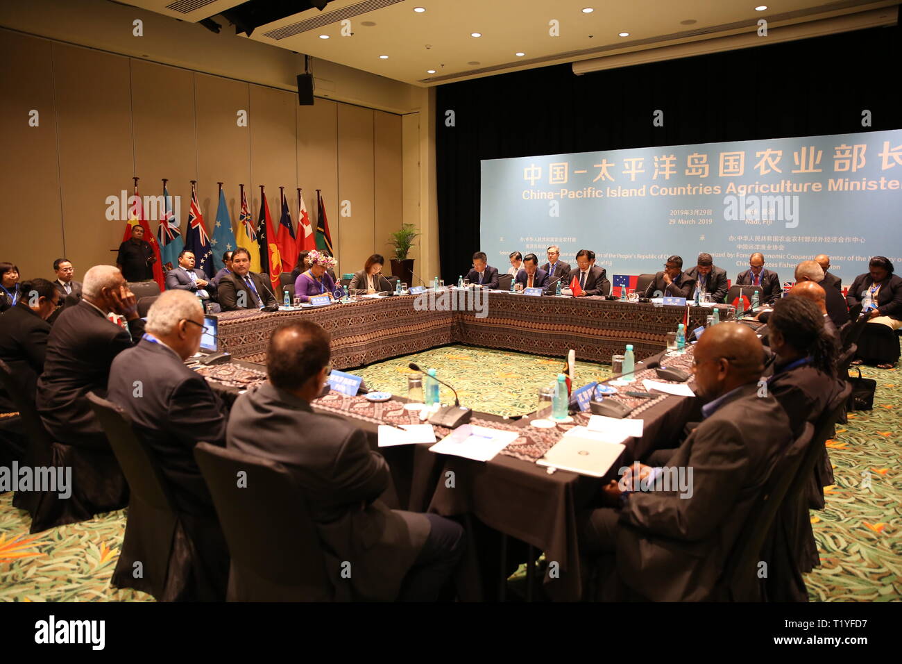 Mutually beneficial cooperation hi-res stock photography and images - Alamy