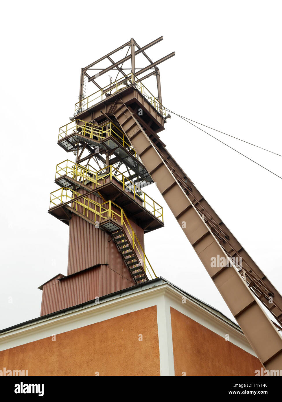 Old pit head winding wheel hi-res stock photography and images - Alamy