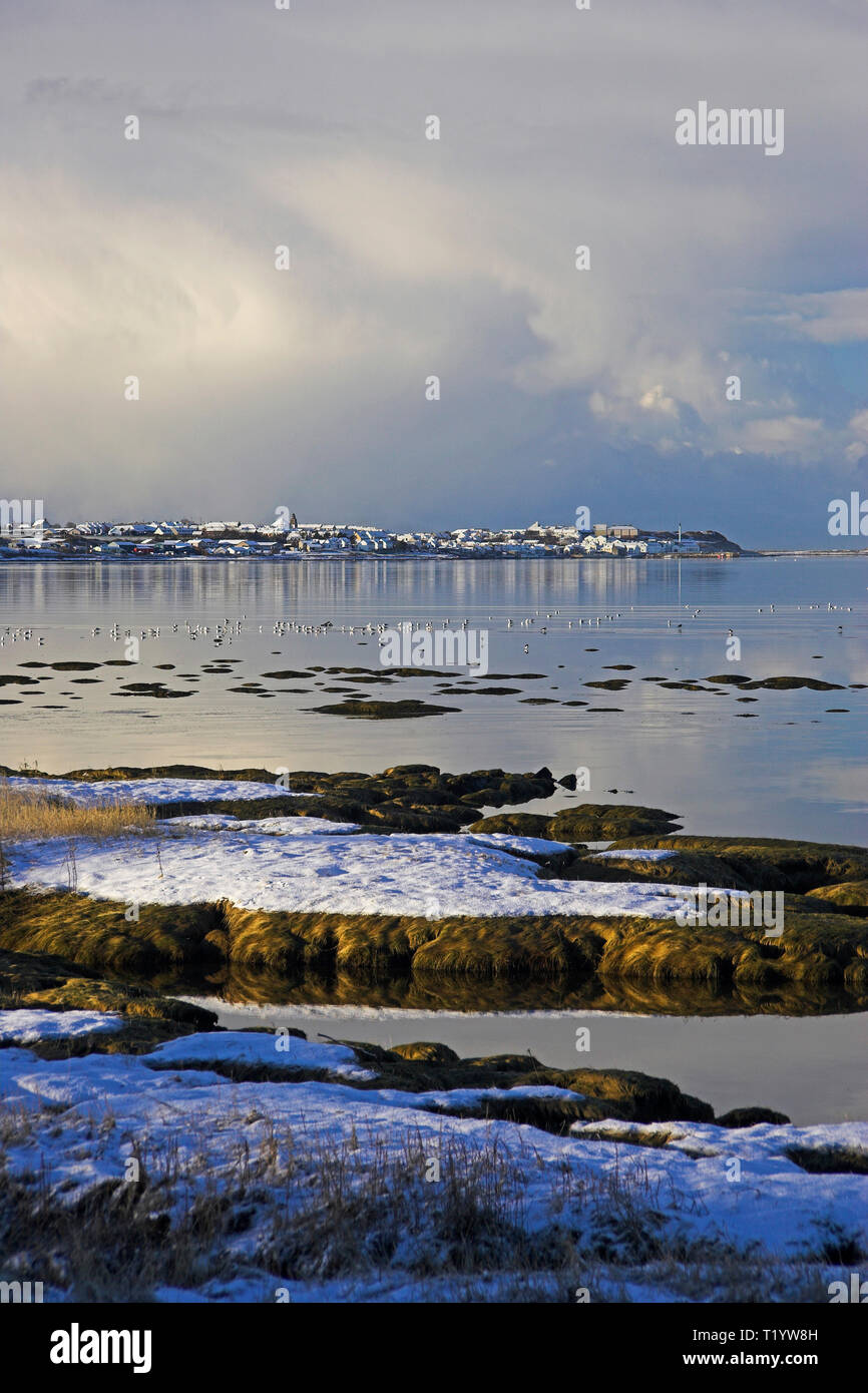 Winter snow around Loch Indaal and Bowmore, island of Islay, Scotland ...