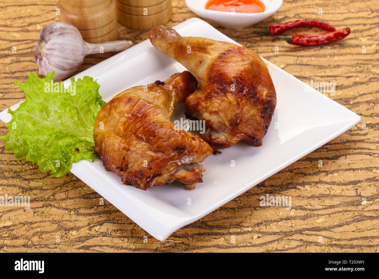 Crispy tasty Roasted chicken leg Stock Photo - Alamy
