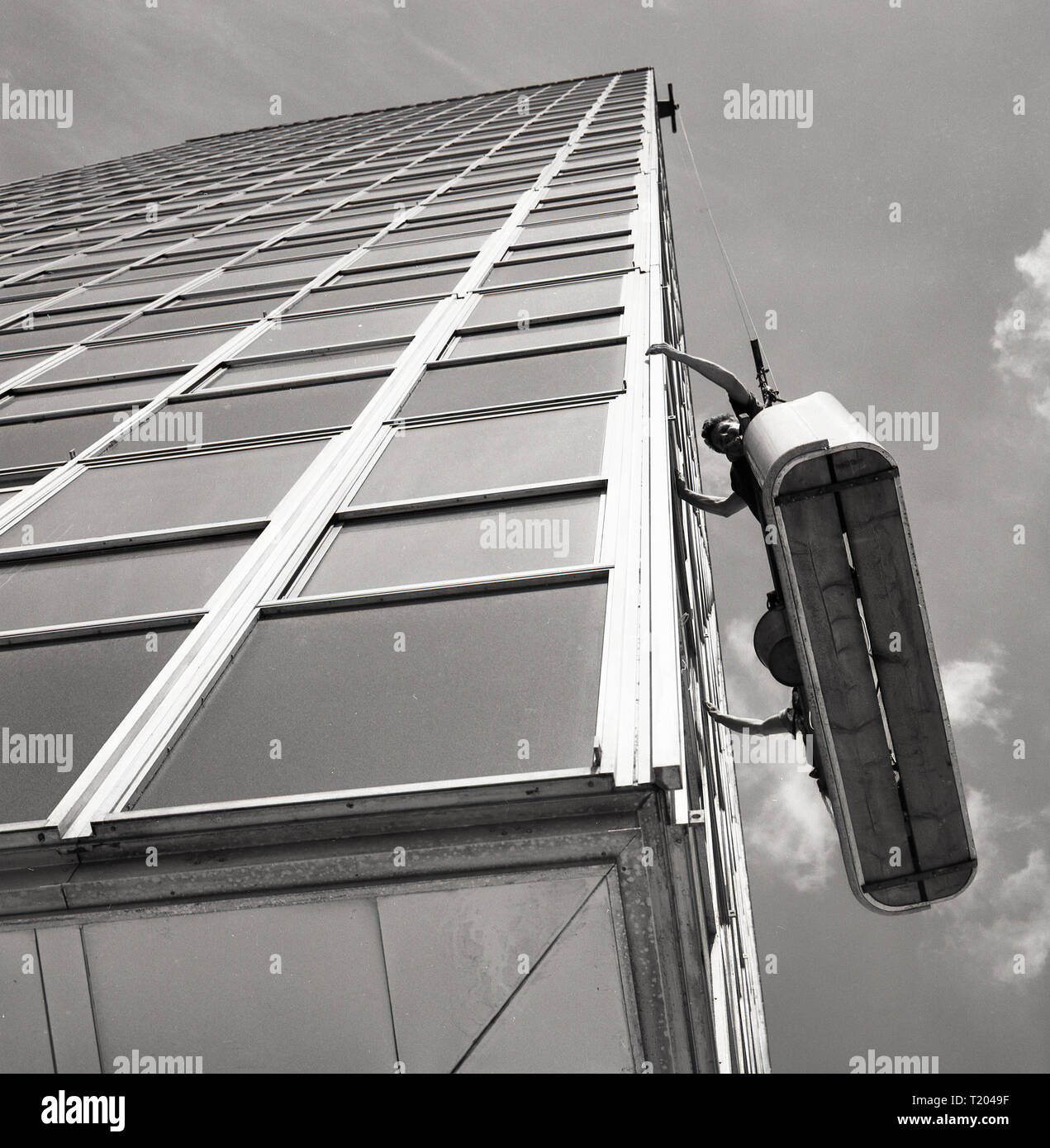 1960s cleaning hi-res stock photography and images - Alamy