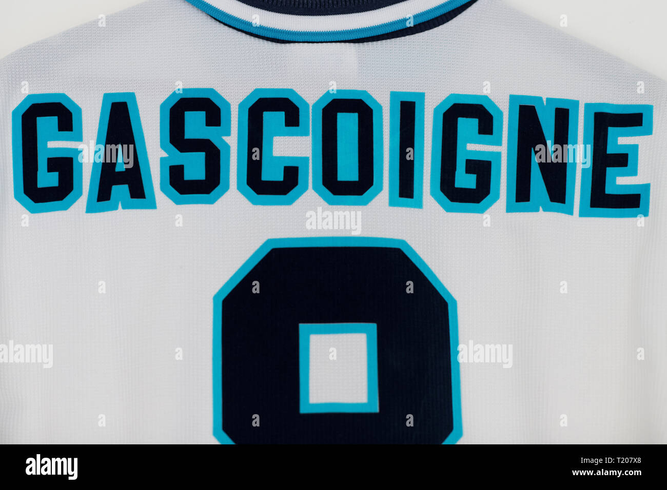 Paul gascoigne england kit euro 96 hi-res stock photography and images ...