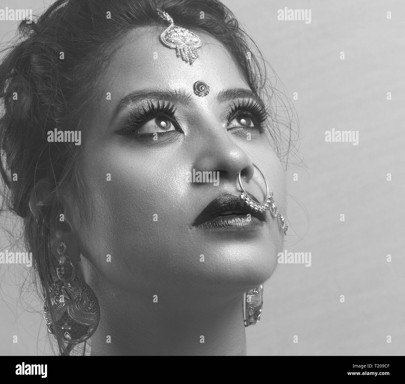 Low key conceptual moody portraits hi-res stock photography and images ...