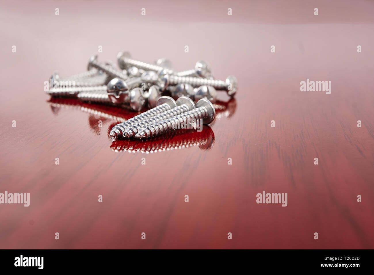 Silver screws hi-res stock photography and images - Alamy