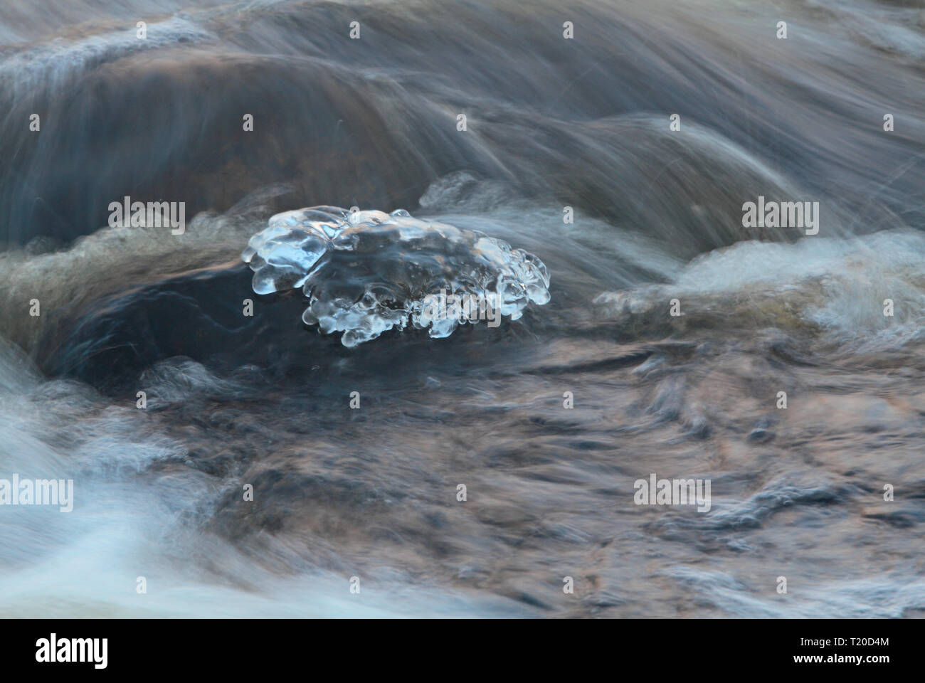 Fast flowing cold water hi-res stock photography and images - Alamy