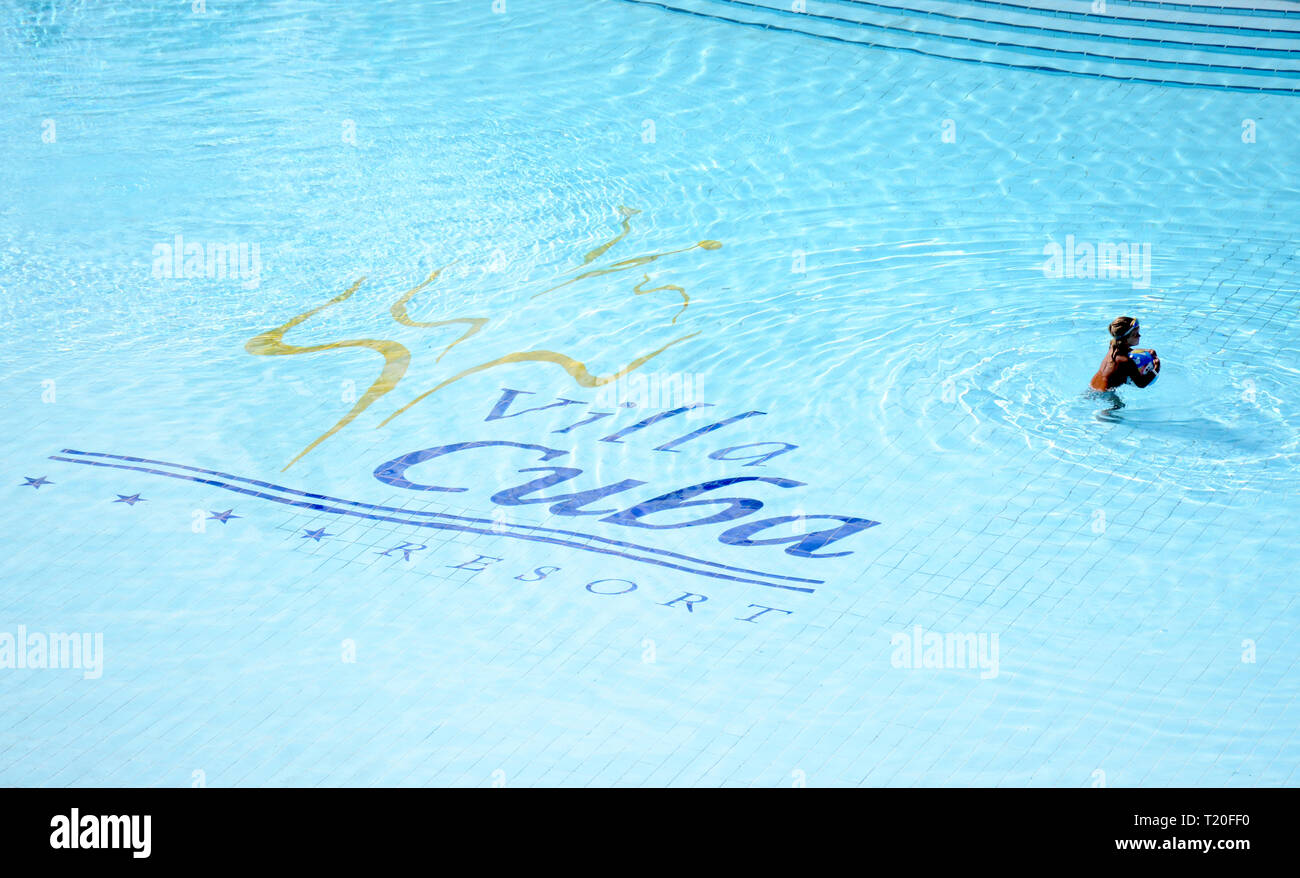 Villa Cuba swimming pool Stock Photo - Alamy