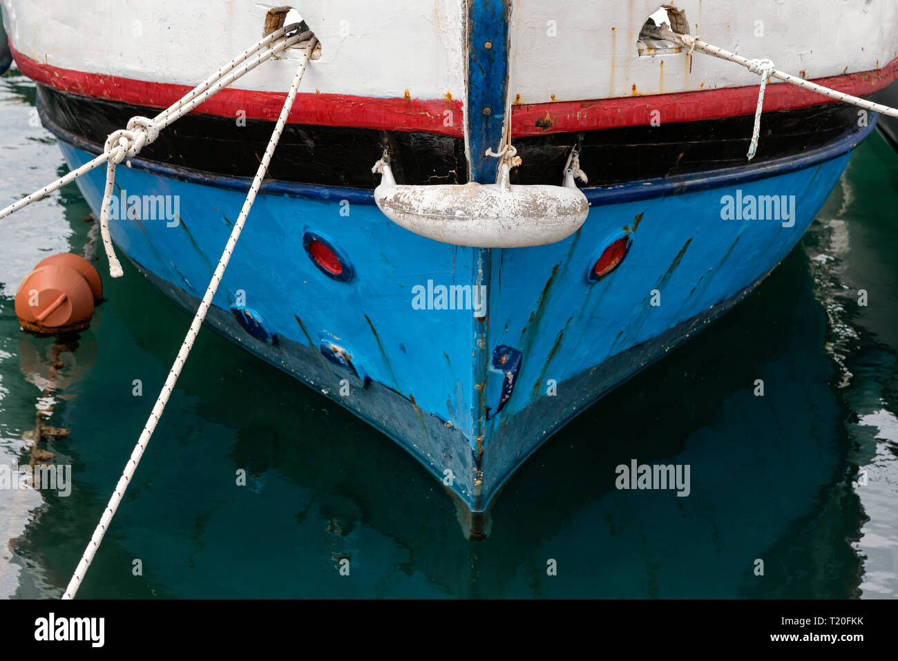 Traditional greek fishing boat hi-res stock photography and images - Alamy