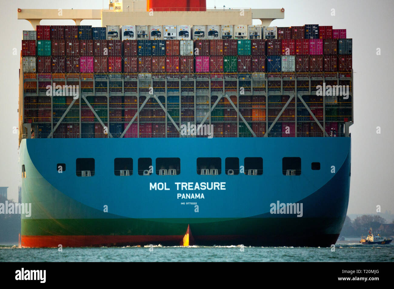 Mol Treasure,Container,Ship,Terminal,Southampton,company,entering,Water ...