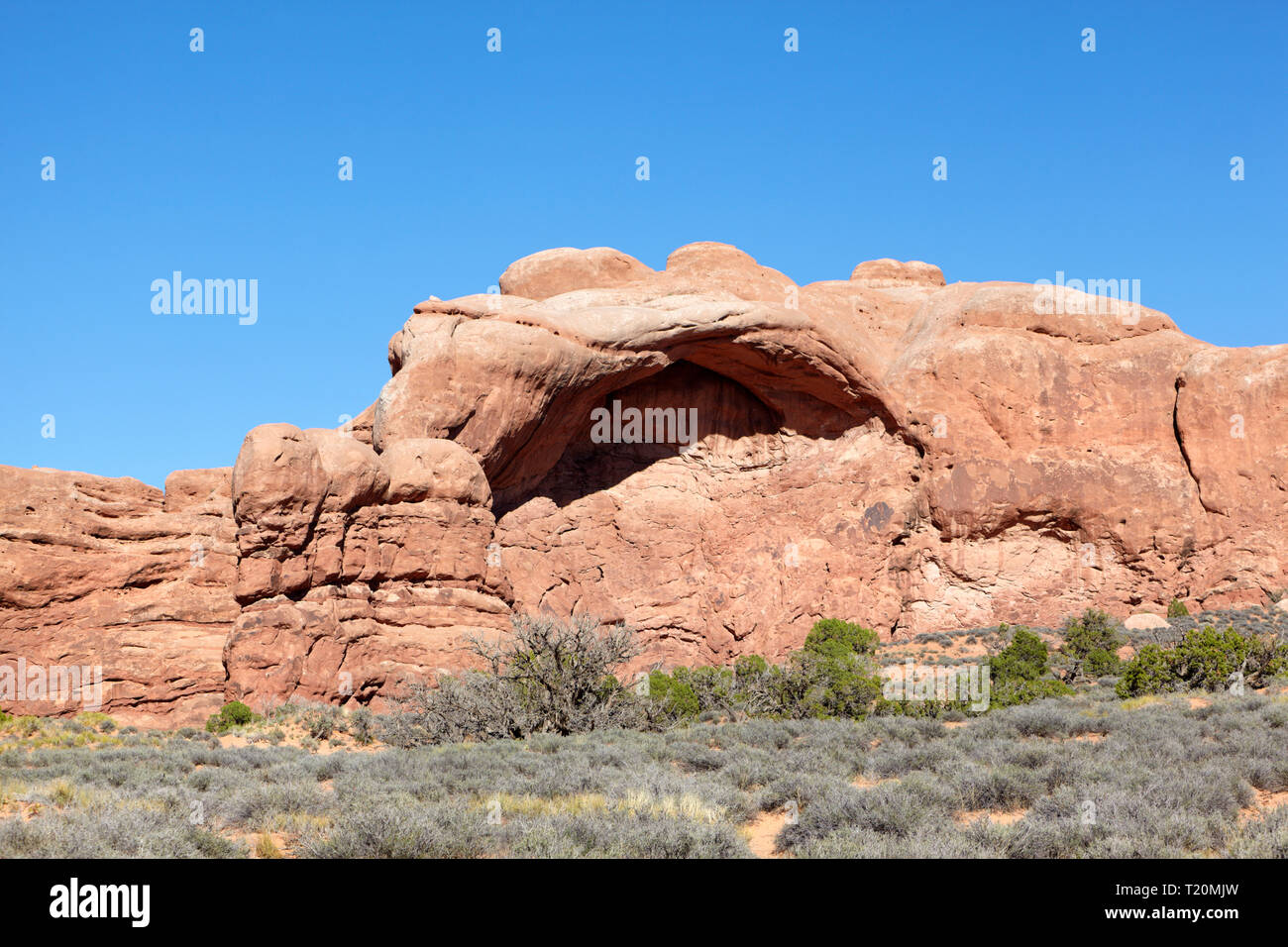 North and South Arches formation, Arches National Park, Utah, America ...