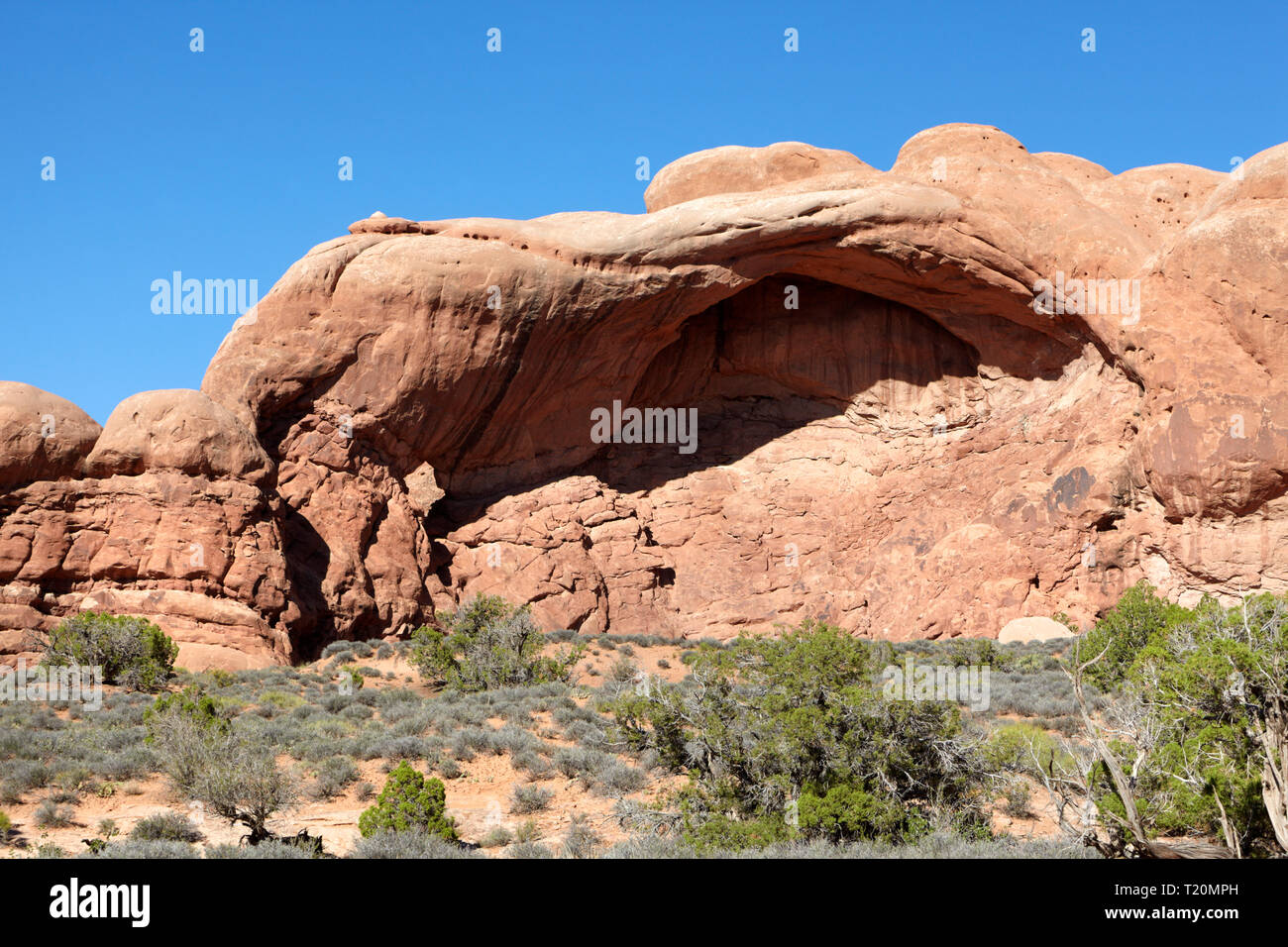 North and South Arches formation, Arches National Park, Utah, America ...