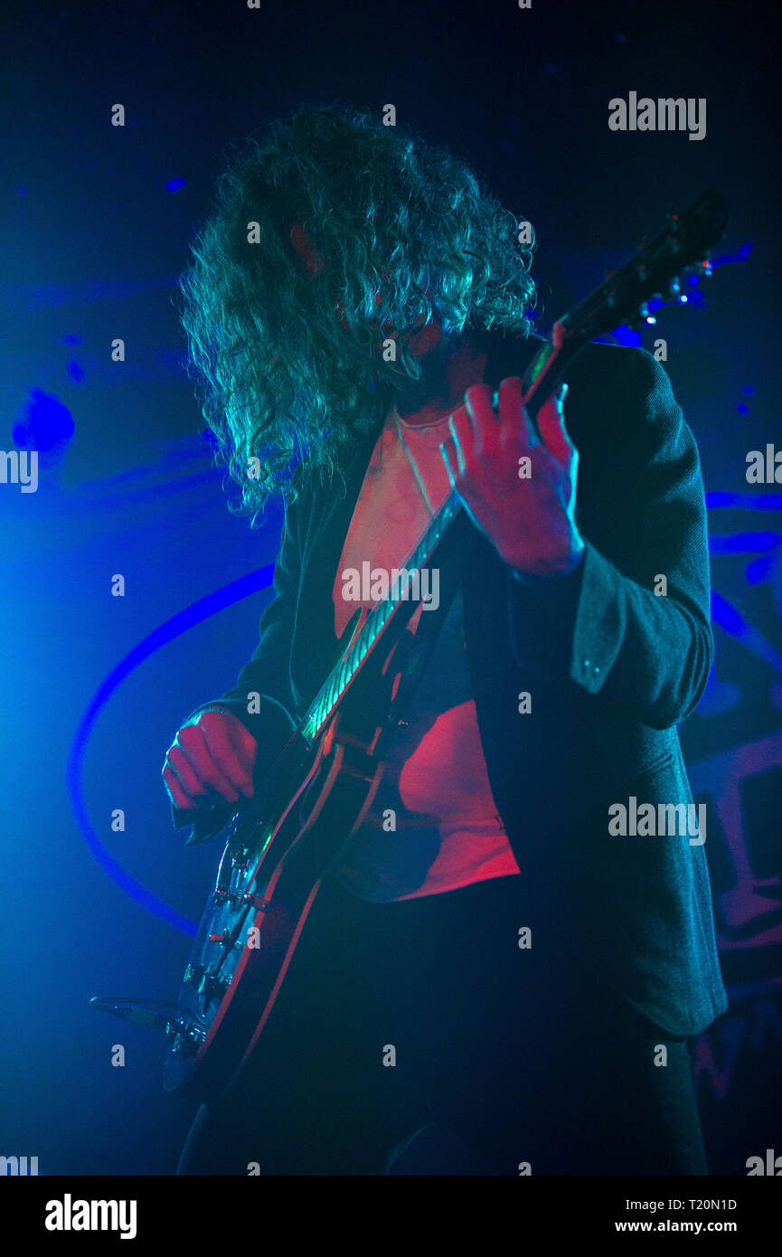 Killers Guitarist, Dave Keuning performing in Glasgow to a packed crowd ...