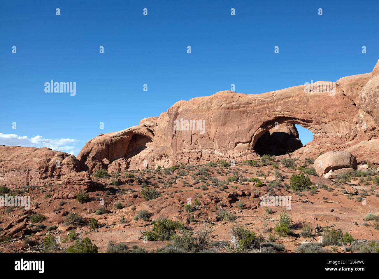 North and South Arches formation, Arches National Park, Utah, America ...