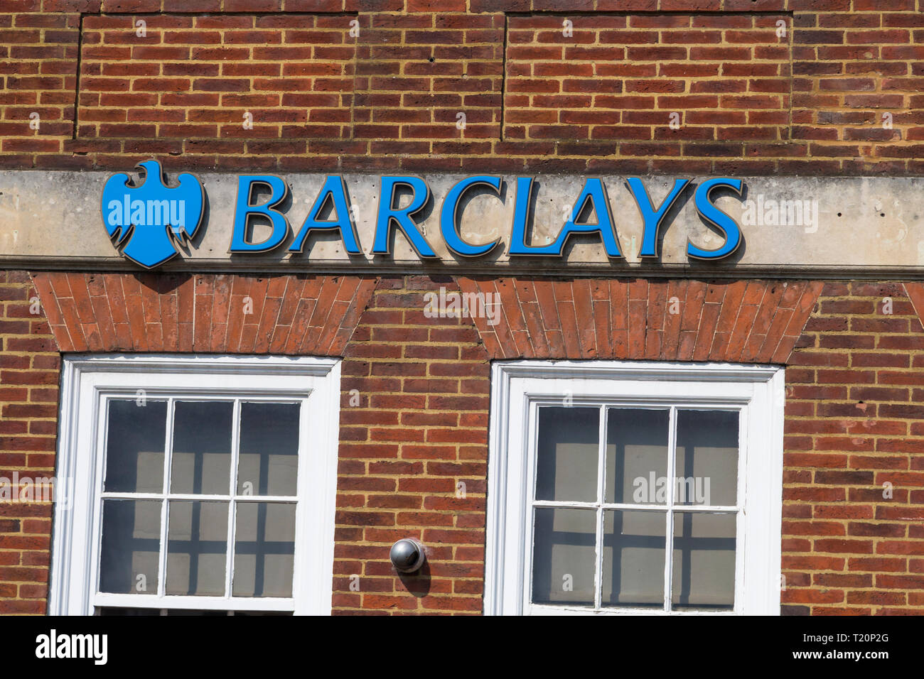Barclays bank logo hi-res stock photography and images - Alamy