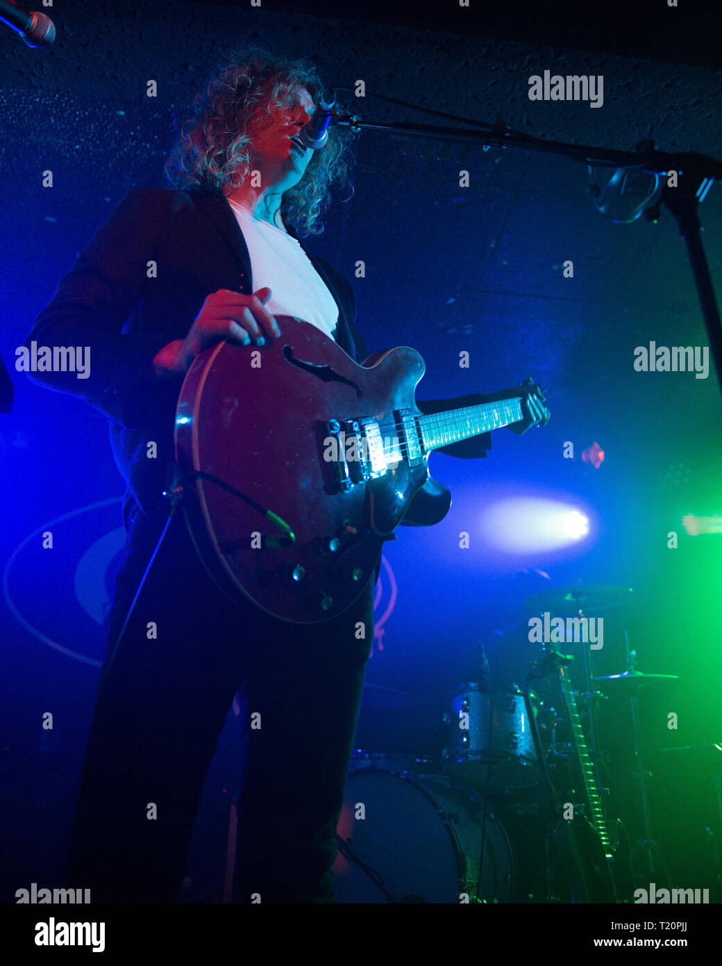 Killers Guitarist, Dave Keuning performing in Glasgow to a packed crowd ...