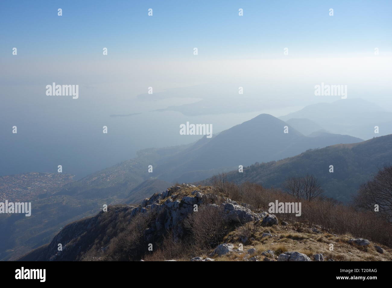 Garda crest hi-res stock photography and images - Alamy