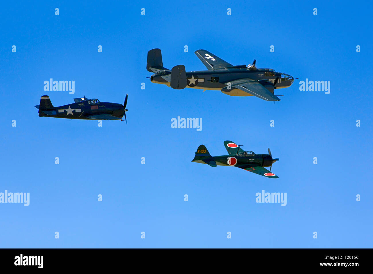Japanese planes in wwii hi-res stock photography and images - Alamy