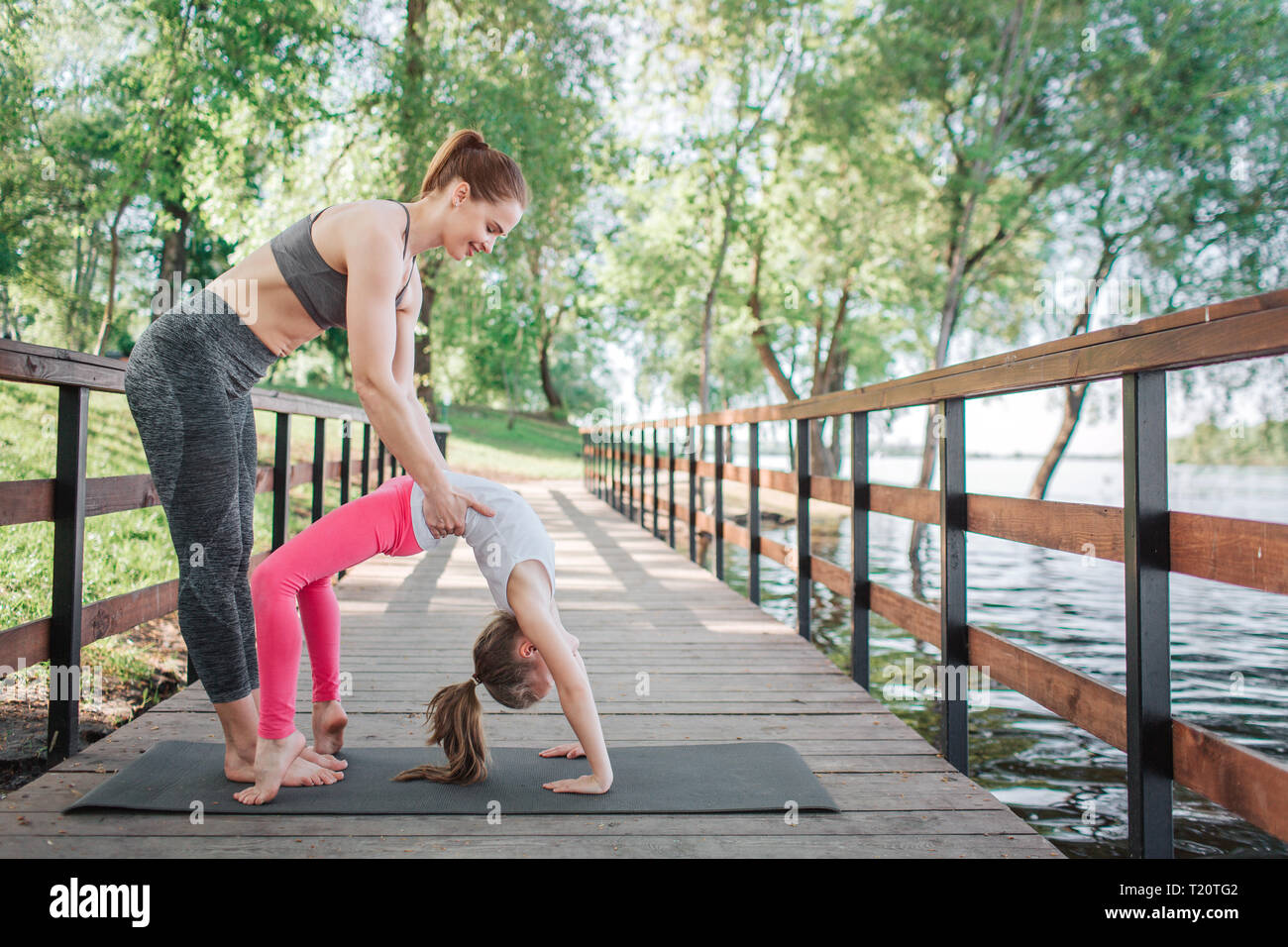 Well Built Woman Stock Photos & Well Built Woman Stock Images - Alamy