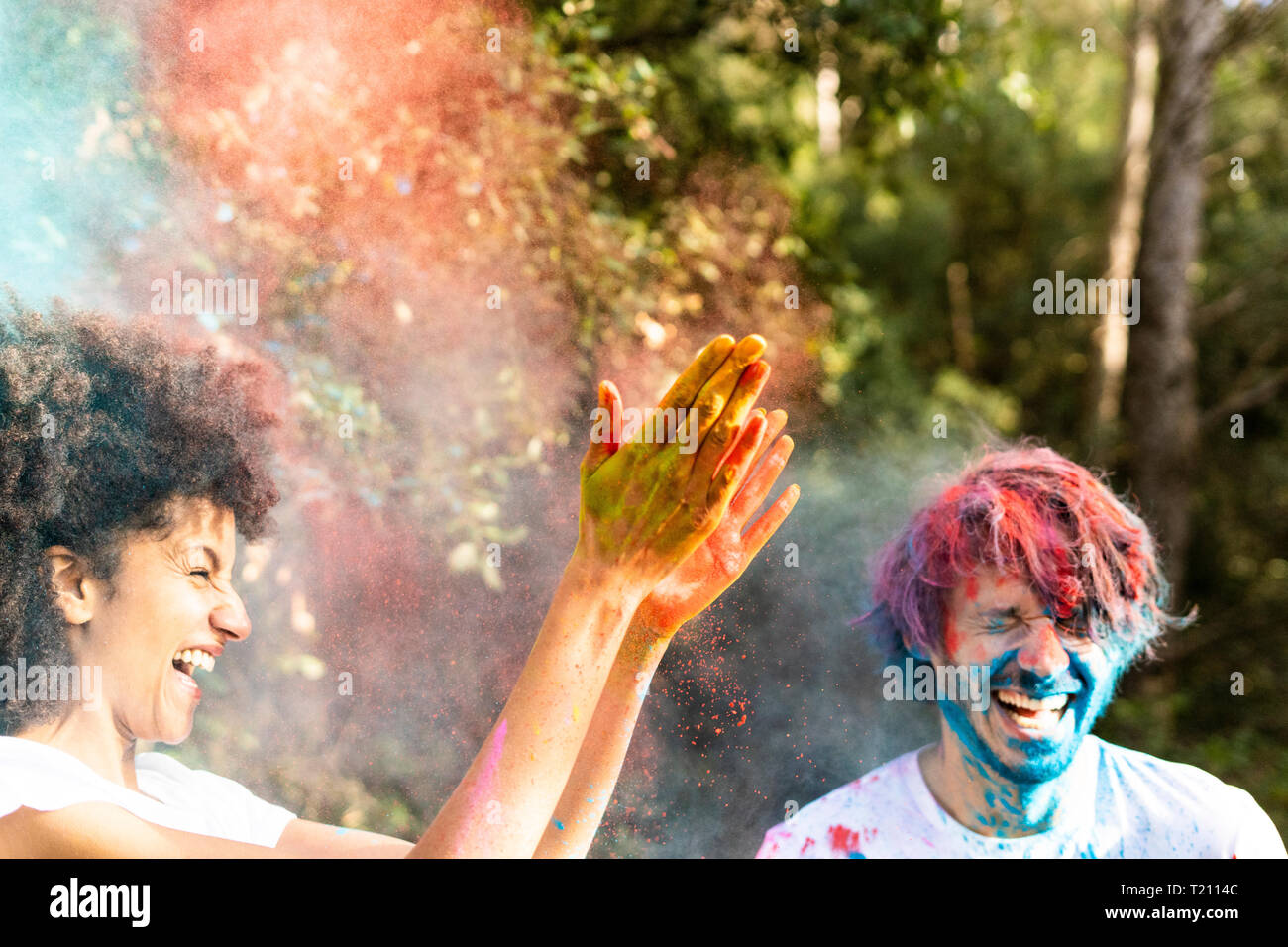 Paint throwing festival hi-res stock photography and images - Alamy