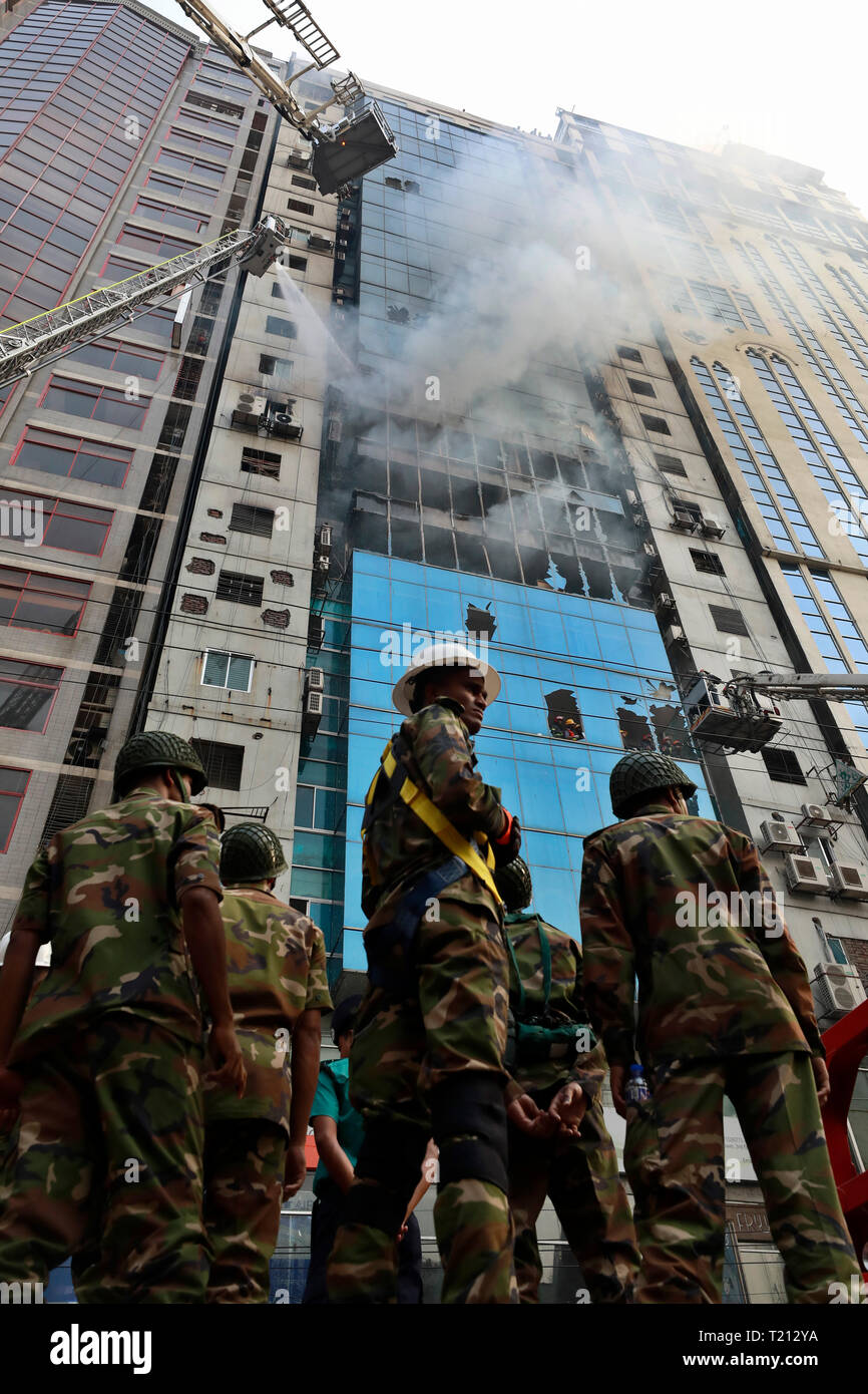 Fr tower fire dhaka hi-res stock photography and images - Alamy